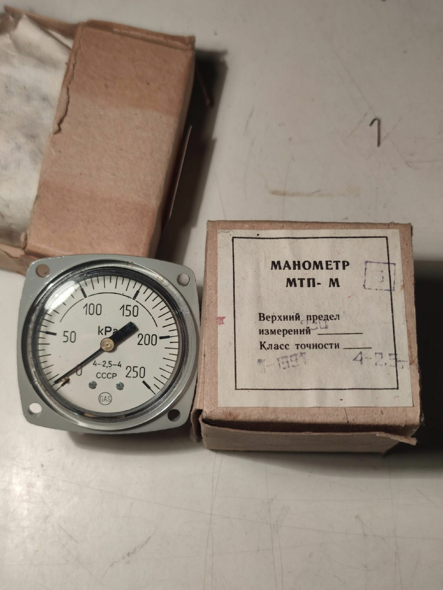 Манометр МТП-3М (0-250kPa) 1шт