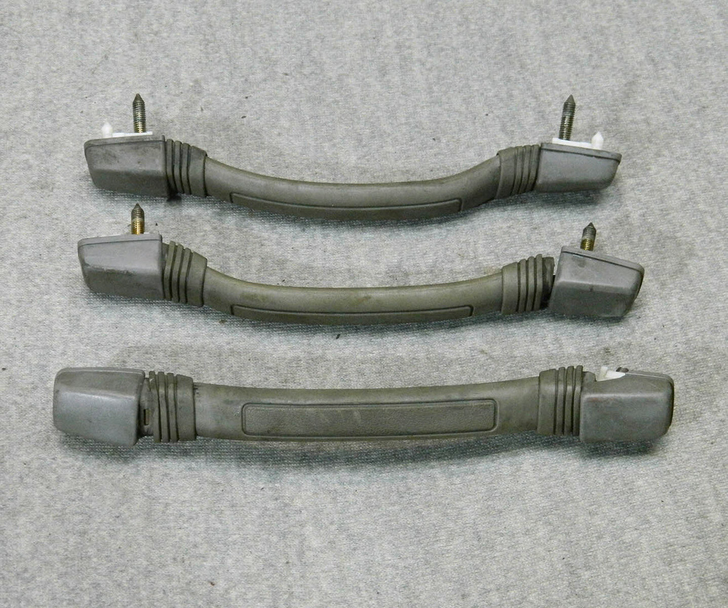 Ручка потолочная Mazda 626 GE