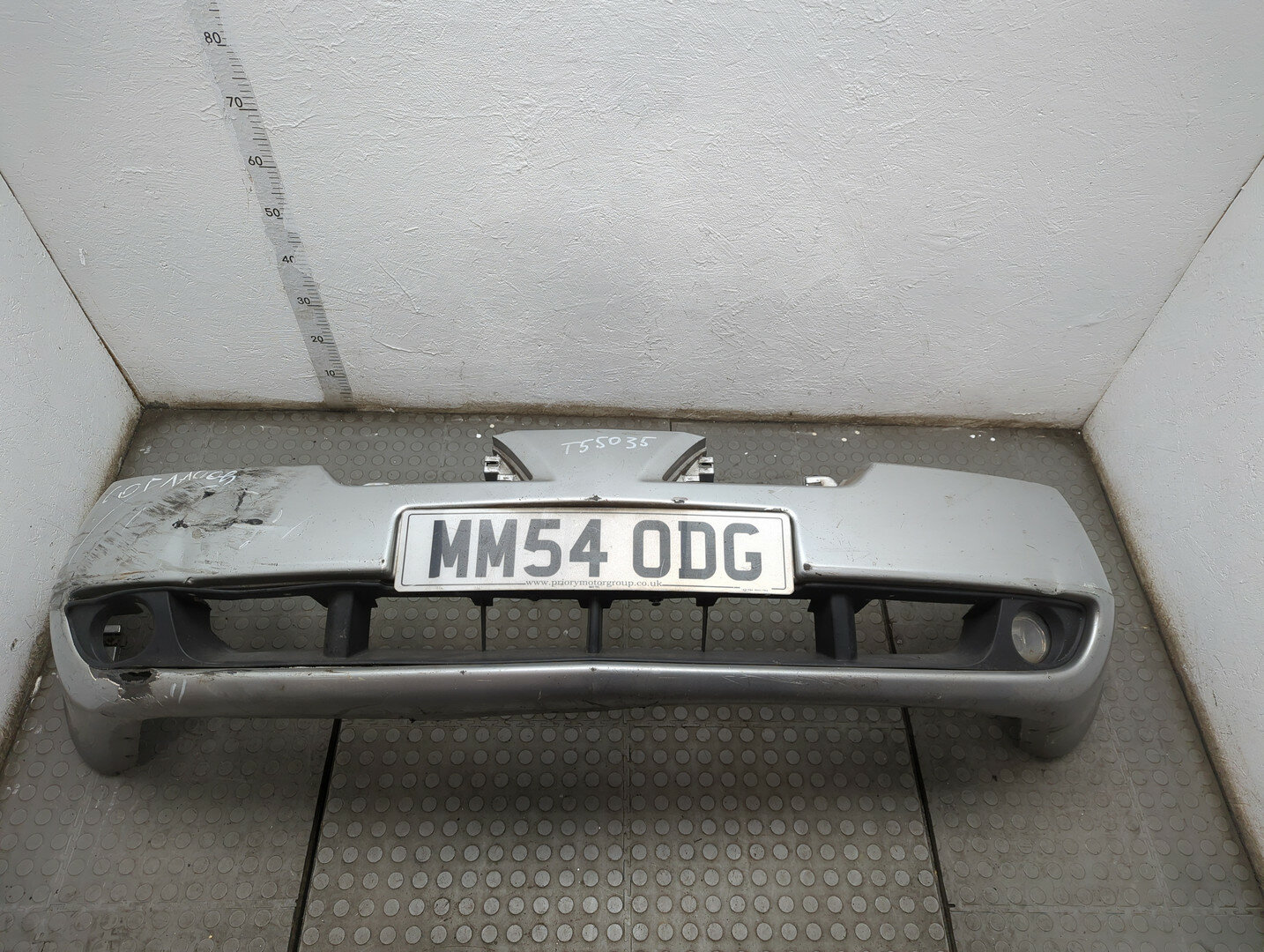 Бампер передний Nissan Primera P12 Б/У