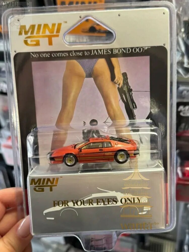 Машинка MINI GT 1:64 #912 Lotus Esprit Turbo Copper Fire Metallic "For Your Eyes Only" 007 Movie Car