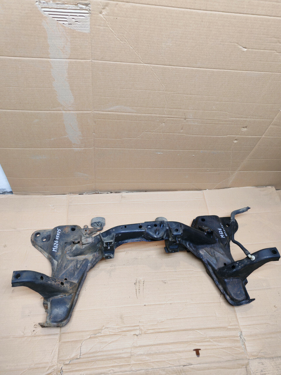 Подрамник Mazda 626 GE 1.8