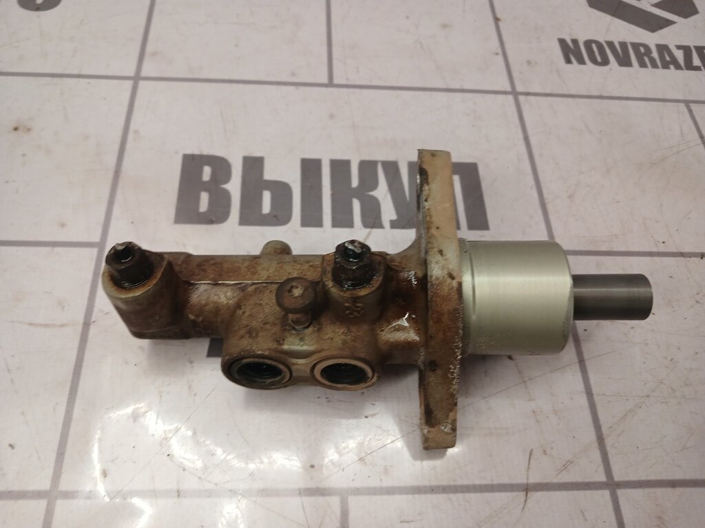 Цилиндр тормозной главный Ford Focus 2 05-08