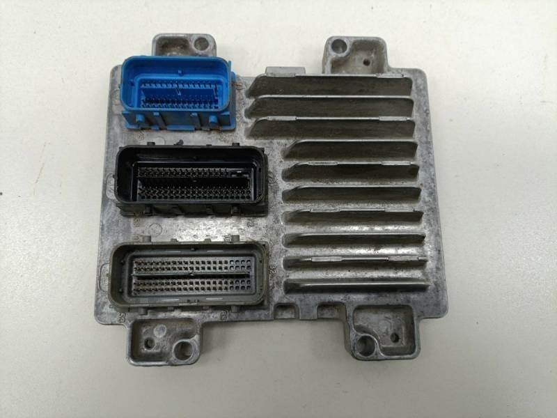 Блок управления двигателем Opel Astra J 2010-2017 кат.номер: 1247282 12647241 1249118