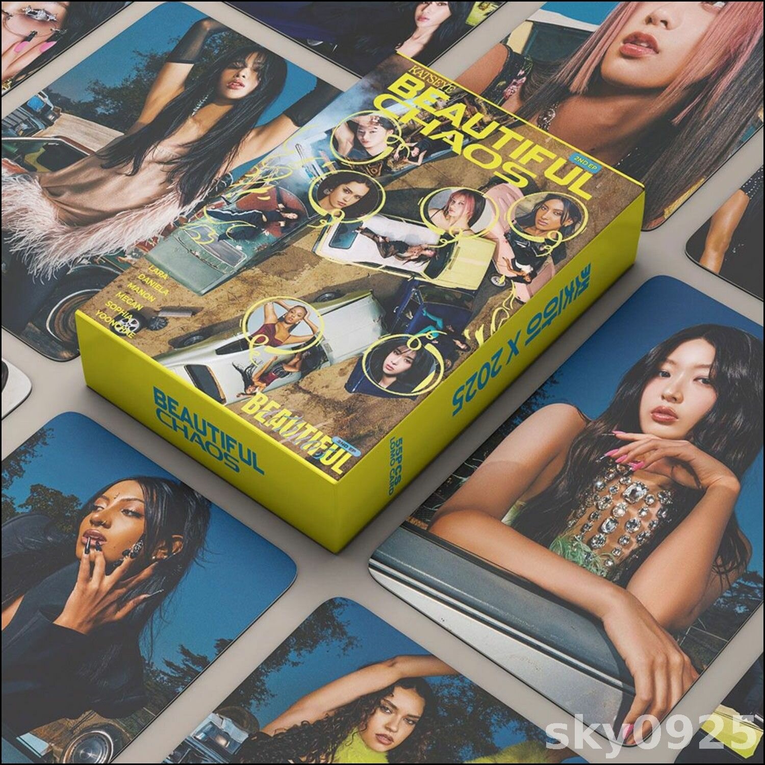 Эксклюзивный набор из 55 LOMO карт KATSEYE для альбома BEAUTIFUL CHAOS, включая плакат и фотокарты