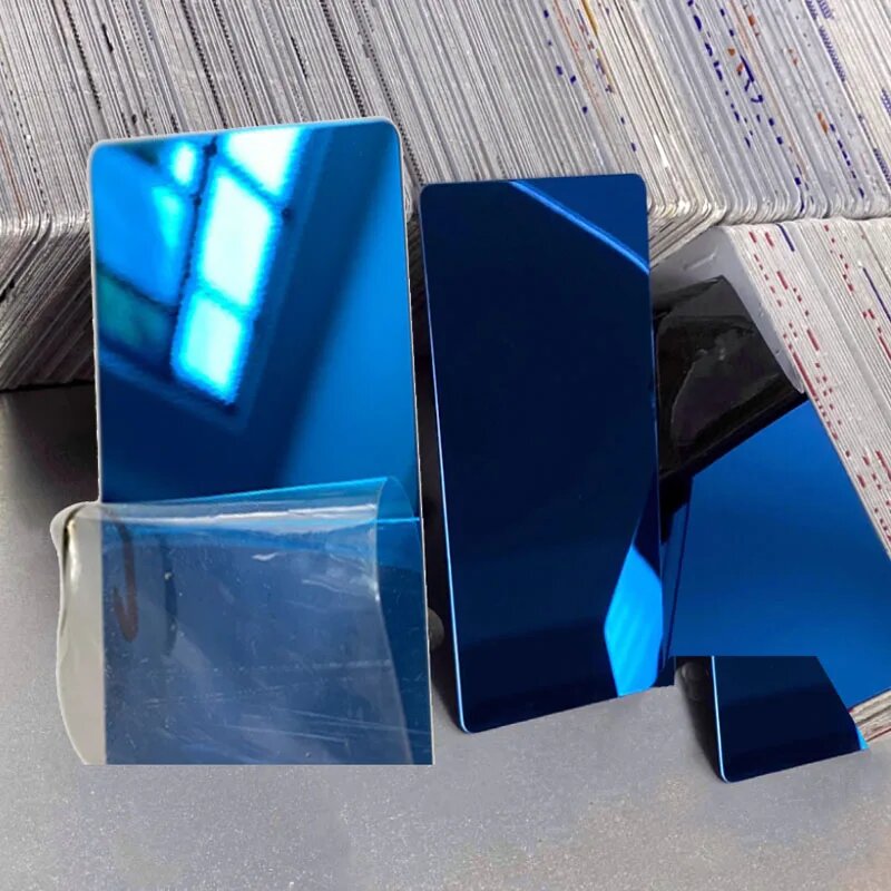 Металлические карты из нержавеющей стали 201 черного цвета 100x80x0.4mm, Mirror Blue