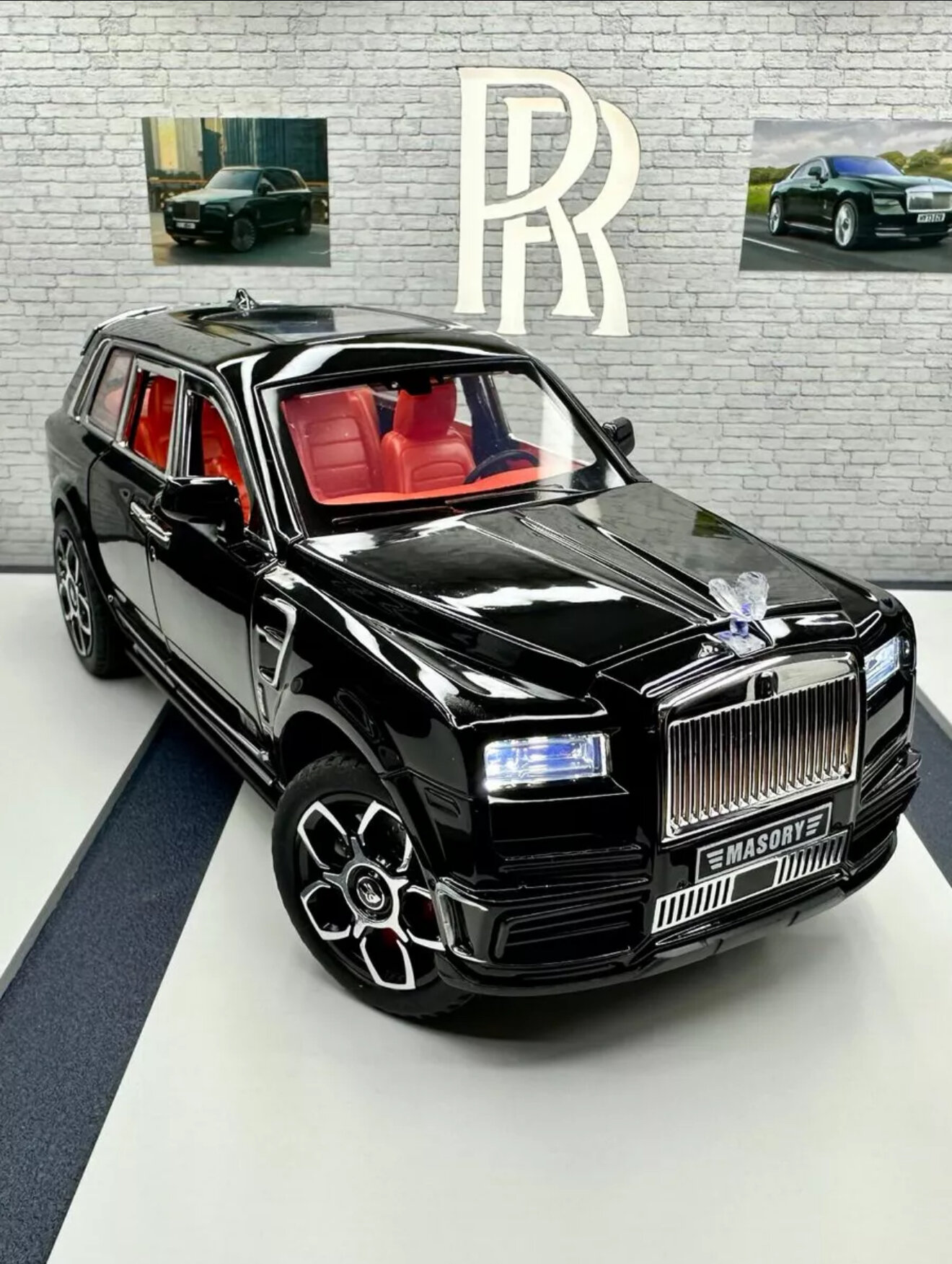Машинка металлическая Rolls-Royce Cullinan MANSORY