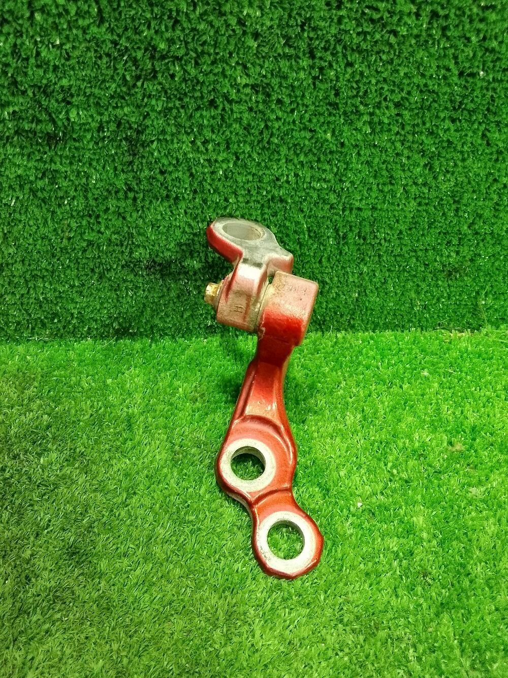 Петля двери задняя левая нижняя Ford Focus 2 Б/У с пробегом