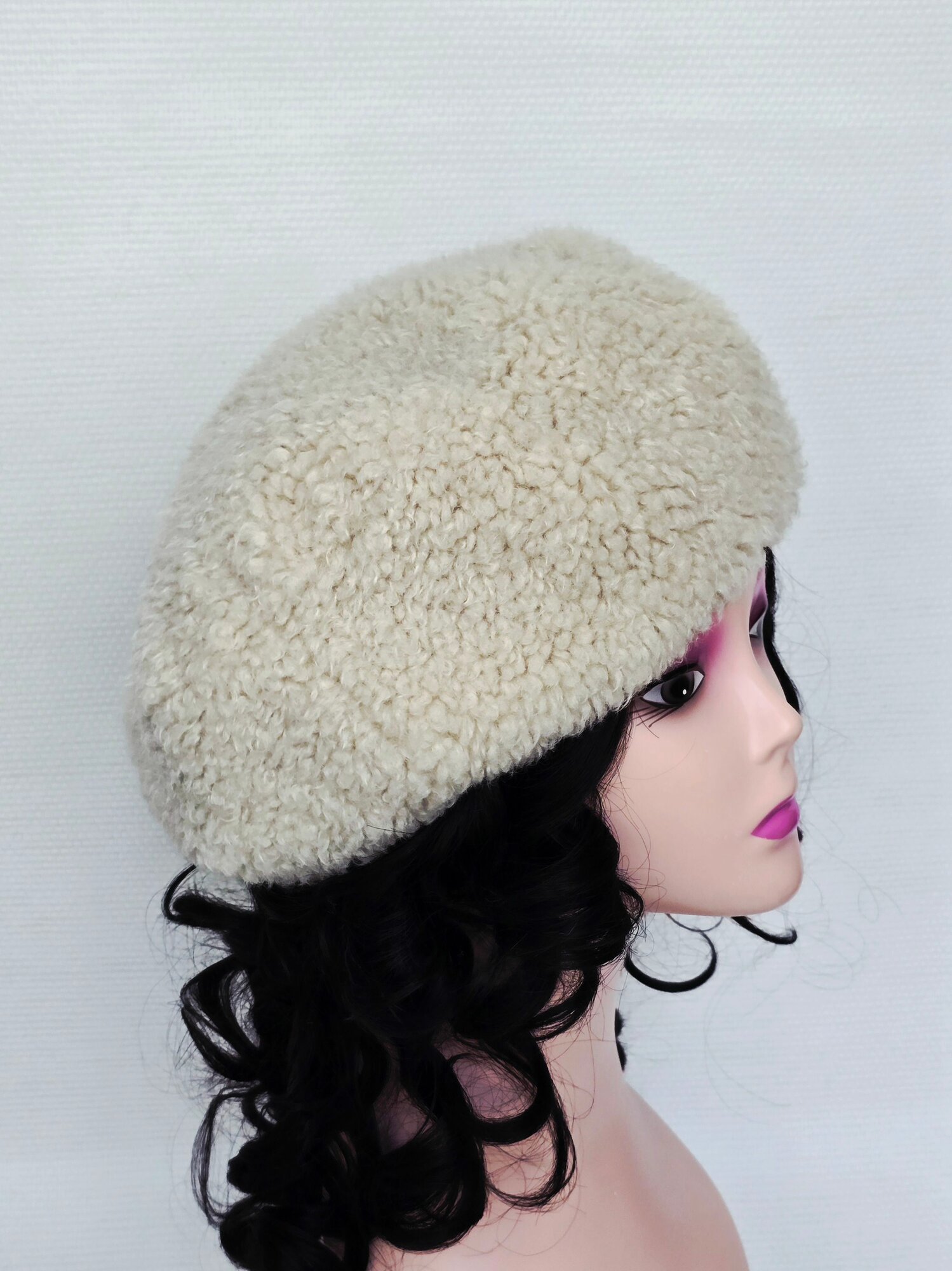 Берет  экомех для женщин