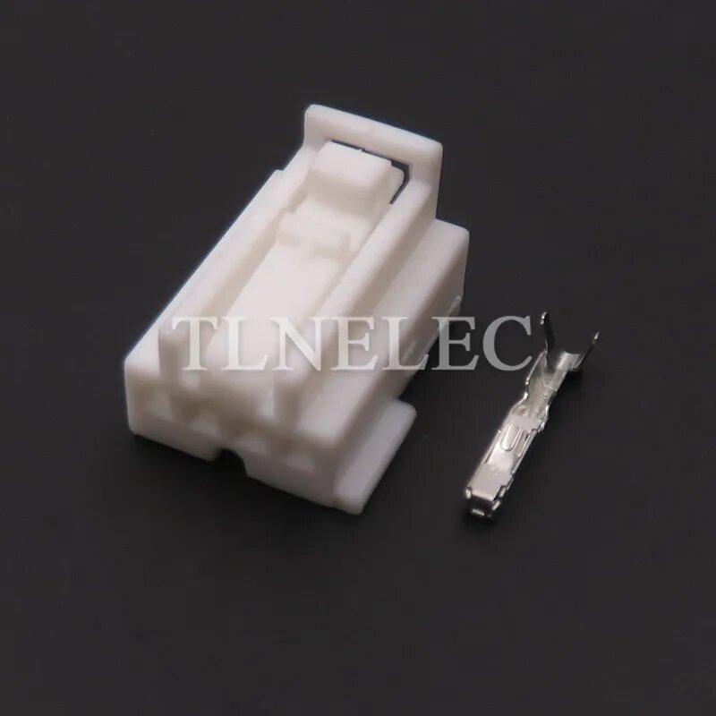 4-контактный разъем для автомобильной лампы female connector