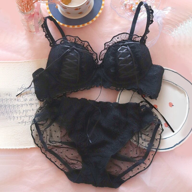 Комплект нижнего белья