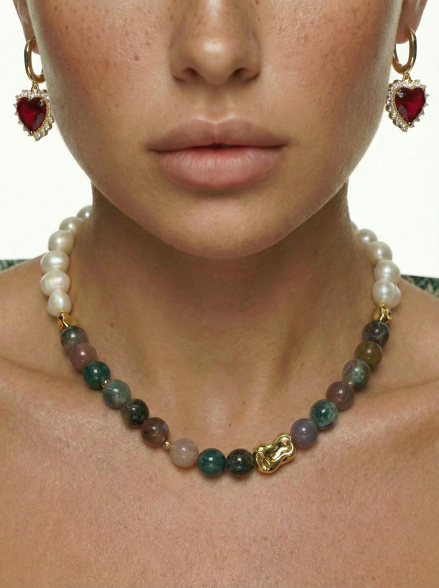 Колье, яшма