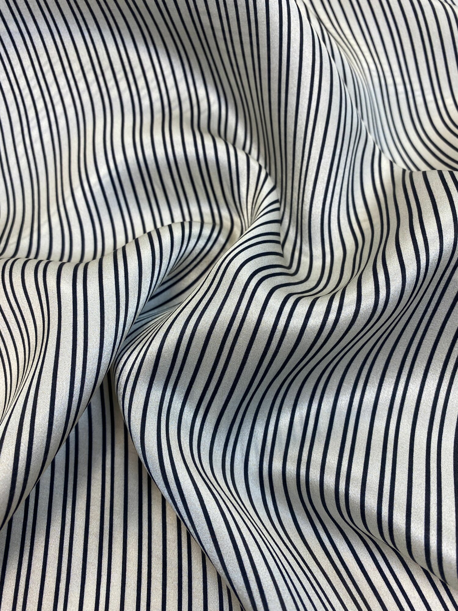 Ткань натуральный шелк 100% (Италия) ш-135см цена за 0,5 м