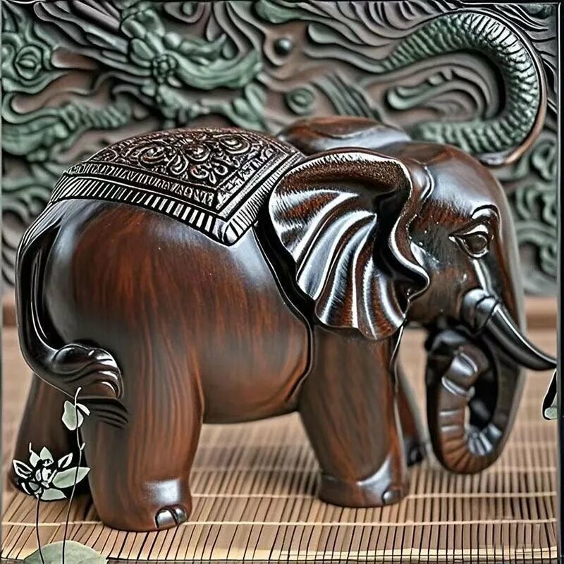 Статуэтка Вьетнамский агарвуд резной орнамент, ручной ореховый слон, настоящий маленький деревянный слон, высота 3 см, длина 5.5 см