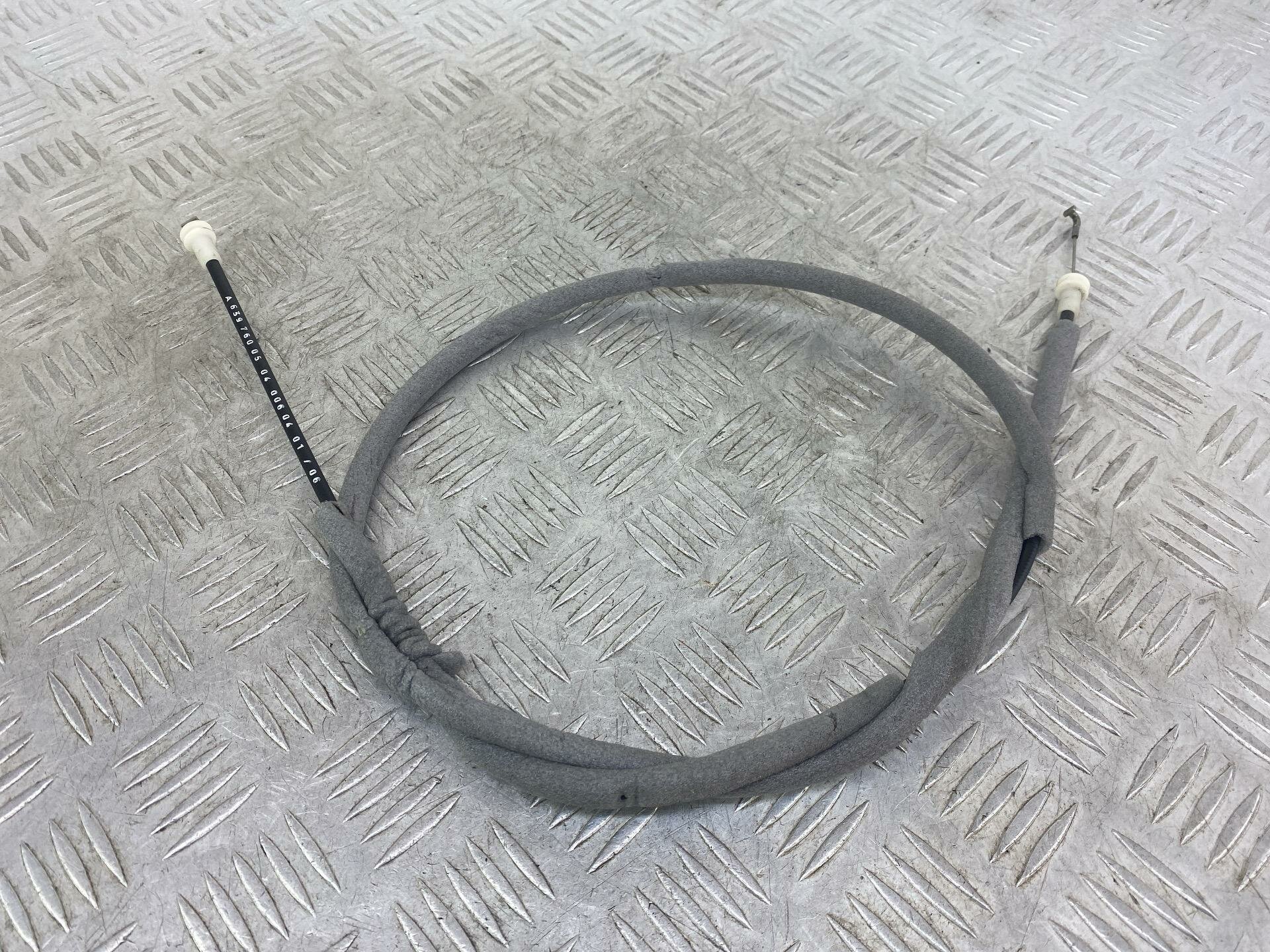 Тросик внутренней ручки двери задней левой Mercedes-Benz Vito W639 2006 A6397600504