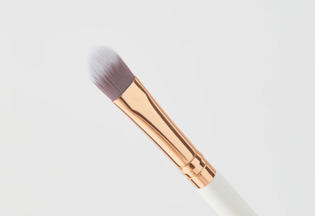 Кисть для консилера Topface Professional make-up brush, номер f10
