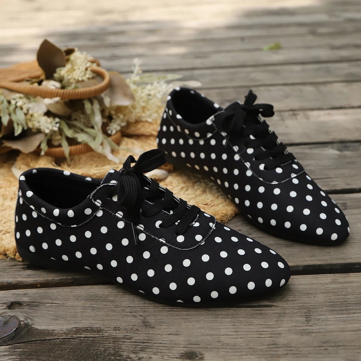 Кроссовки UKMR shoes women