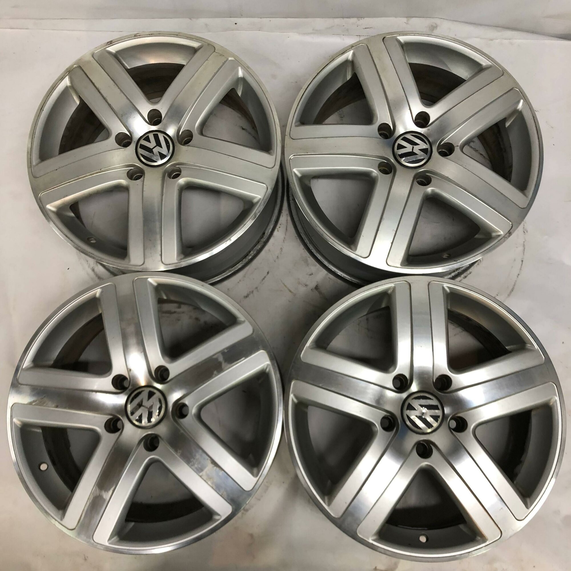 Колесные диски Volkswagen 18x8 PCD 5x130 D71.6 ET57 (оригинал)