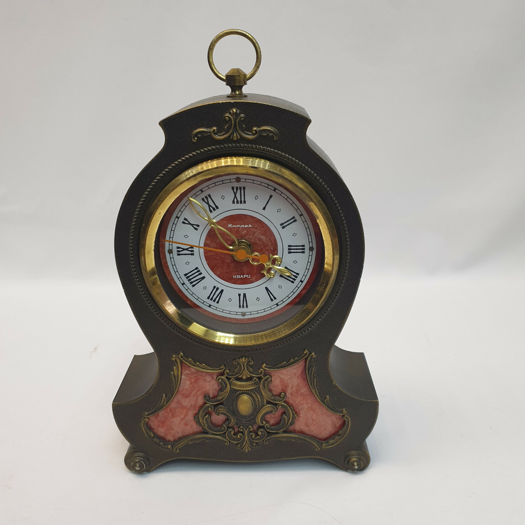 Часы настольные Янтарь, кварцевые, рабочие, пластик, дарственная надпись. Винтаж, СССР.