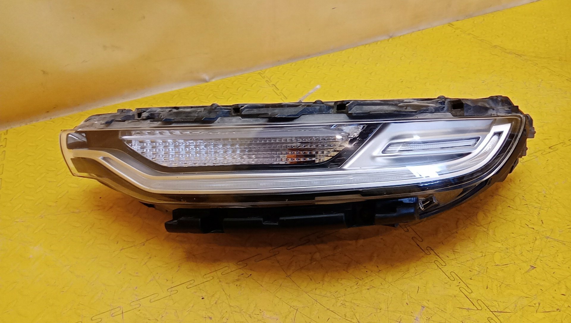 Фара левая Soul III KIA 92207K0000