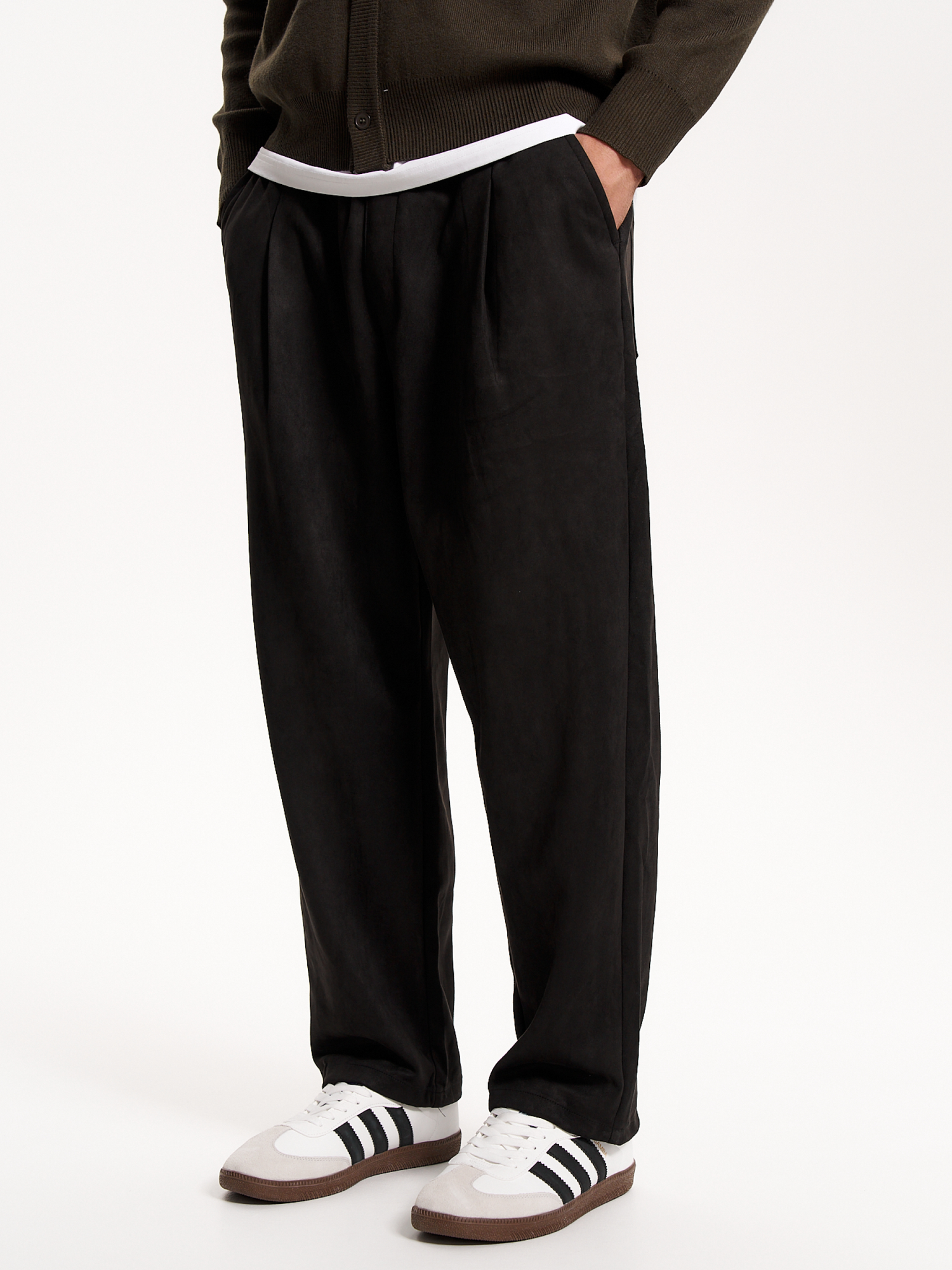 Брюки бананы замшевые широкие