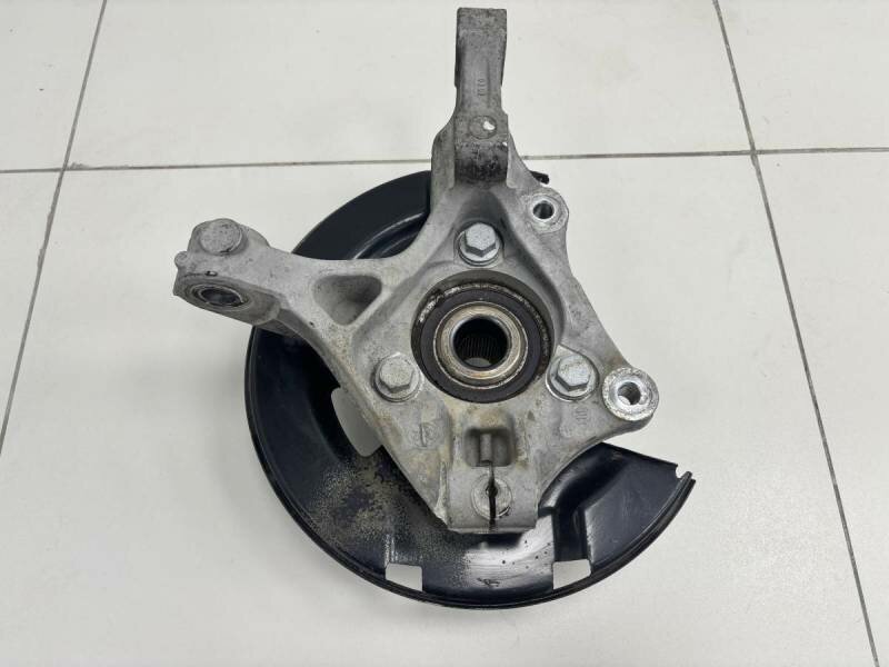 Кулак поворотный передний левый Chevrolet Cruze J300/J305 2008-2015