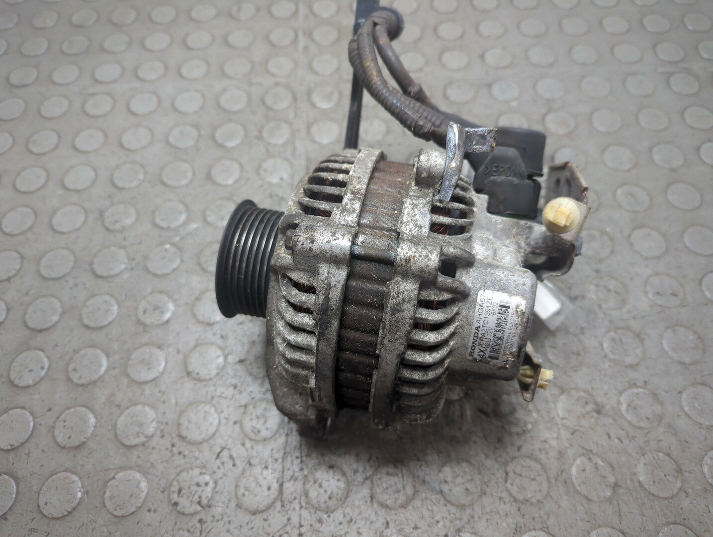 Генератор Honda Civic Б/У