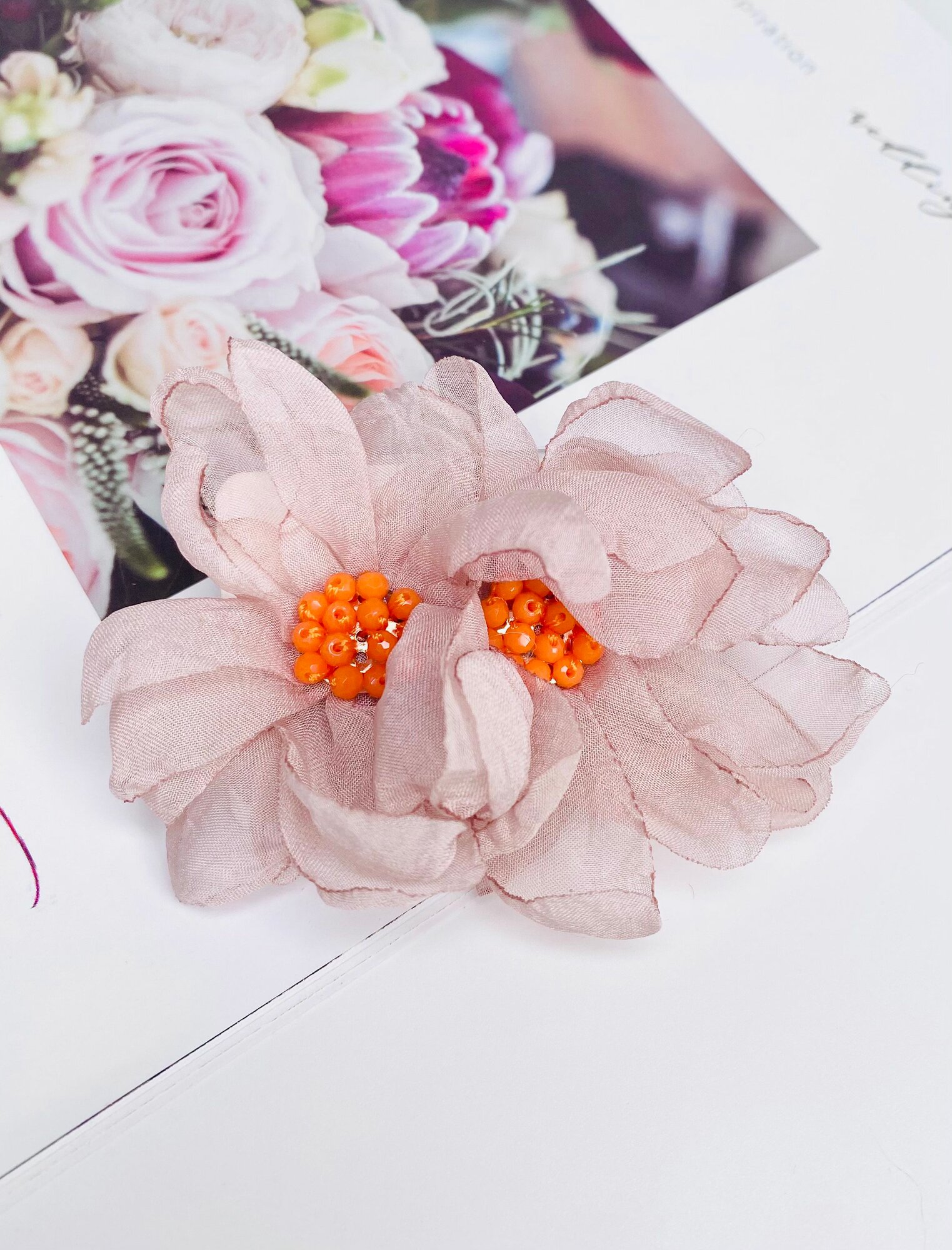 Серьги, искусственный камень, бисер