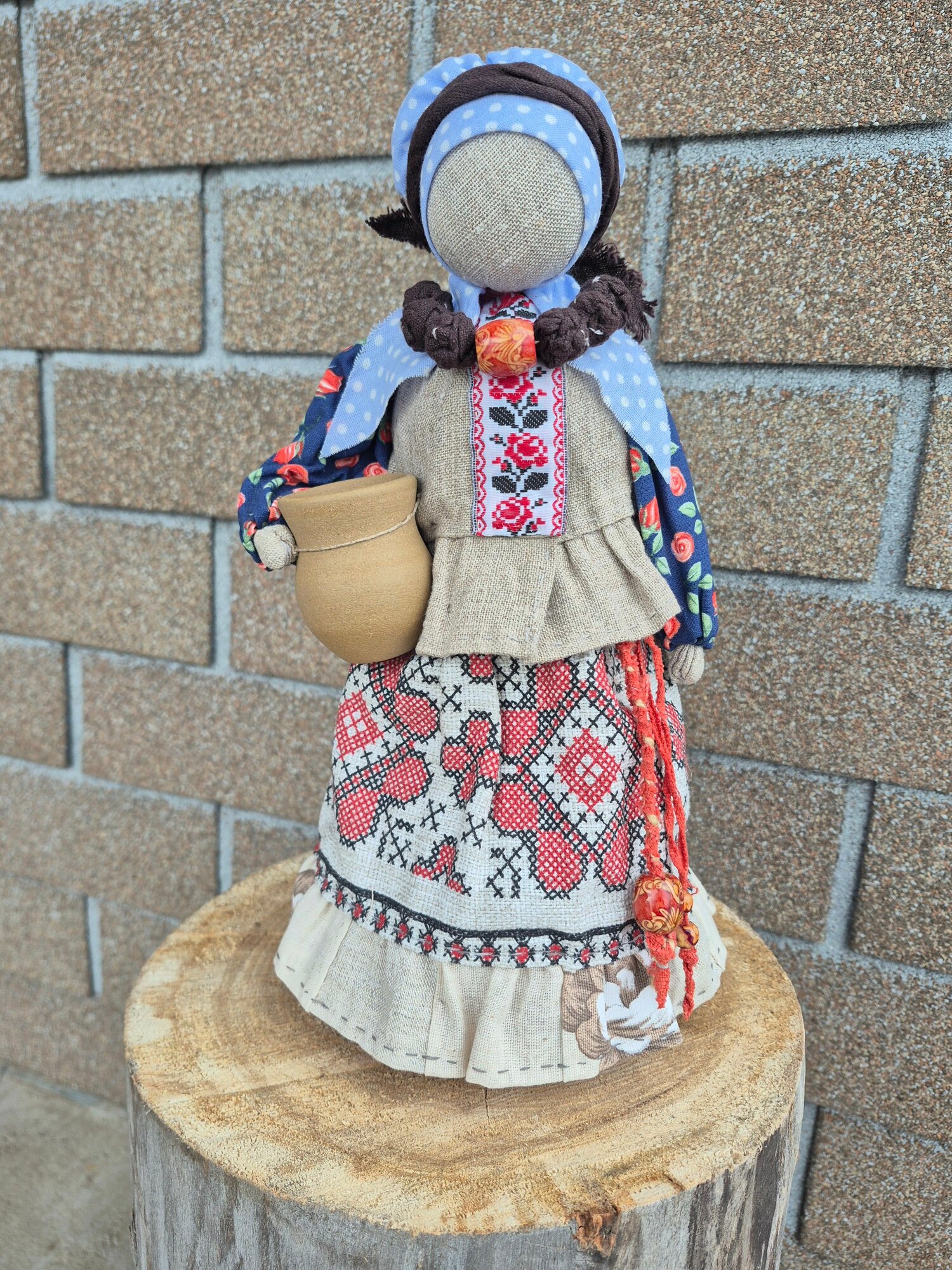 Кукла-оберег ручной работы "Успешница"