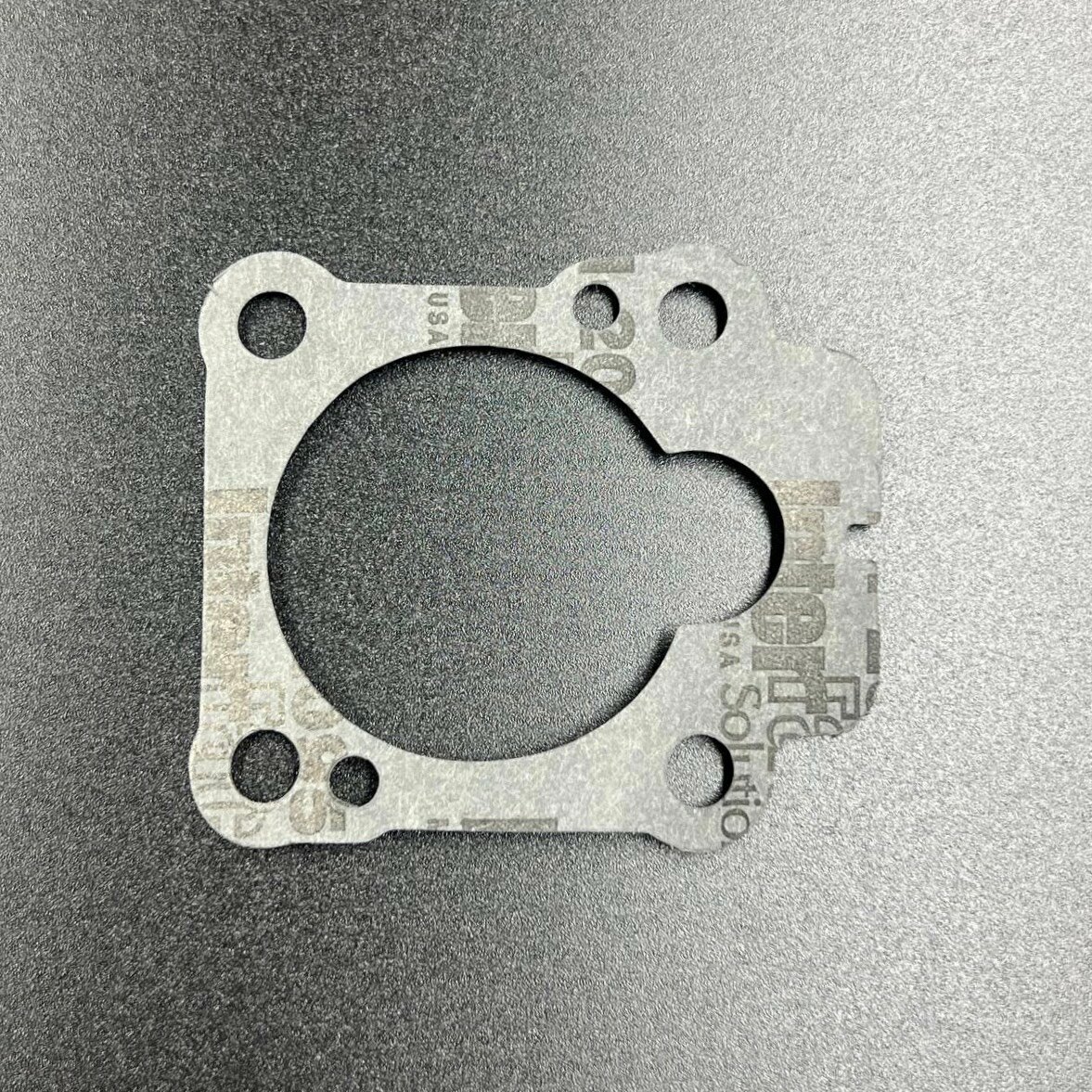 Прокладка корпуса помпы охлаждения Tohatsu 6-9.8, MFS8 (3B2-65018-2) (Omax)