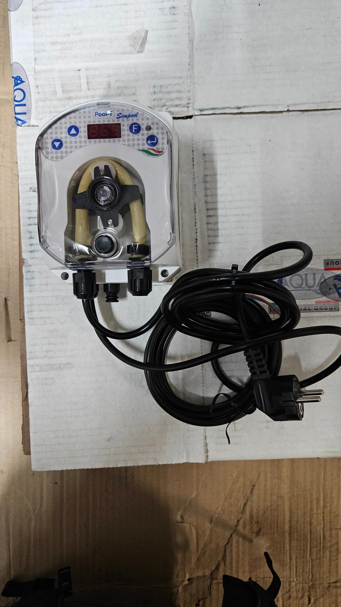 Дозирующий насос для дезинфектанта в бассейн AQUA SIMPOOL T 1,4