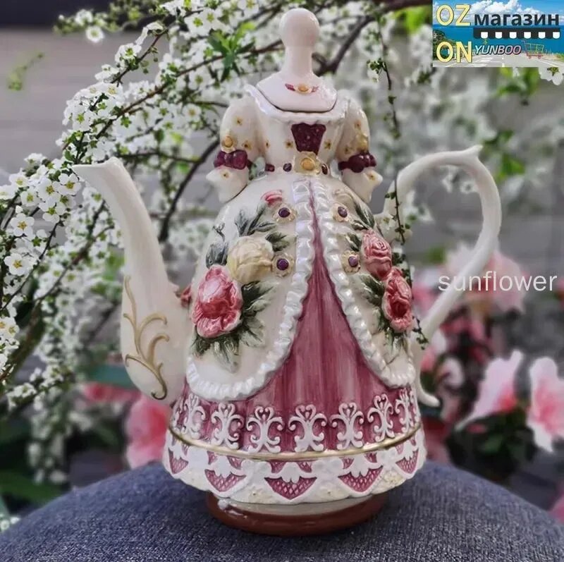 Фигурка декоративная, высота 25 см, длина 14 см