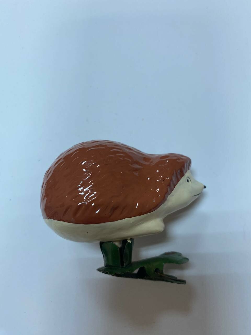 Елочная игрушка Ежик на прищепке