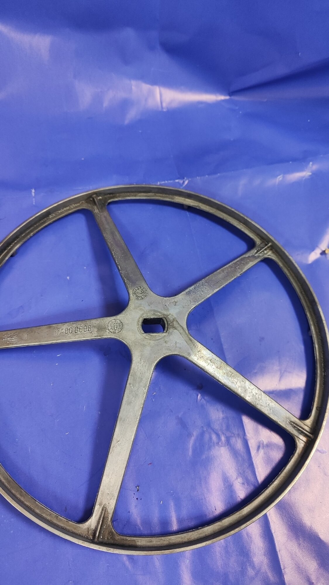 Шкив стиральной машины Indesit/Ariston 174000698 Оригинал б/у
