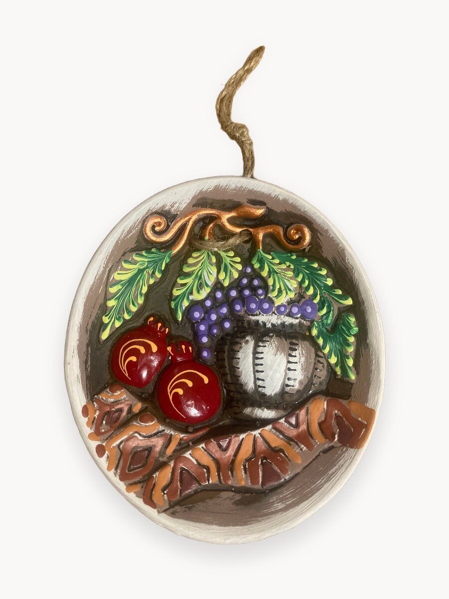 Сувенирная тарелка из глины ручной работы