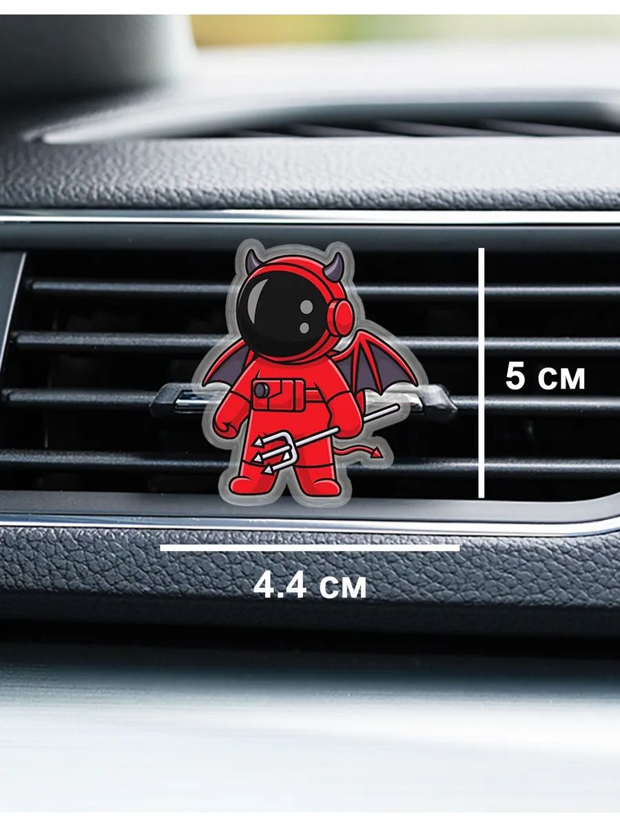 Игрушка на панель авто космонавт