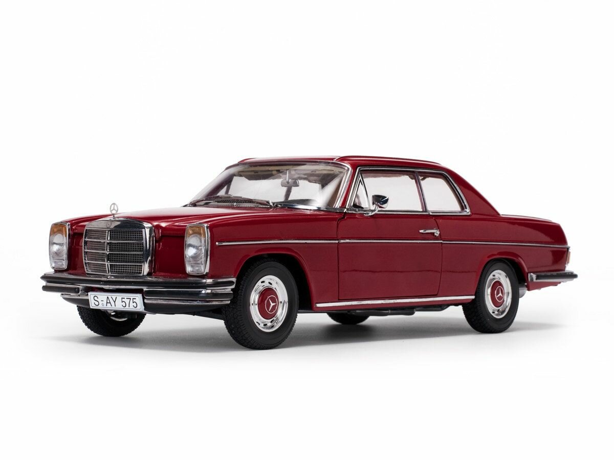 Модель автомобиля SunStar в масштабе 1:18: Mercedes-Benz Platinum Edition Blue