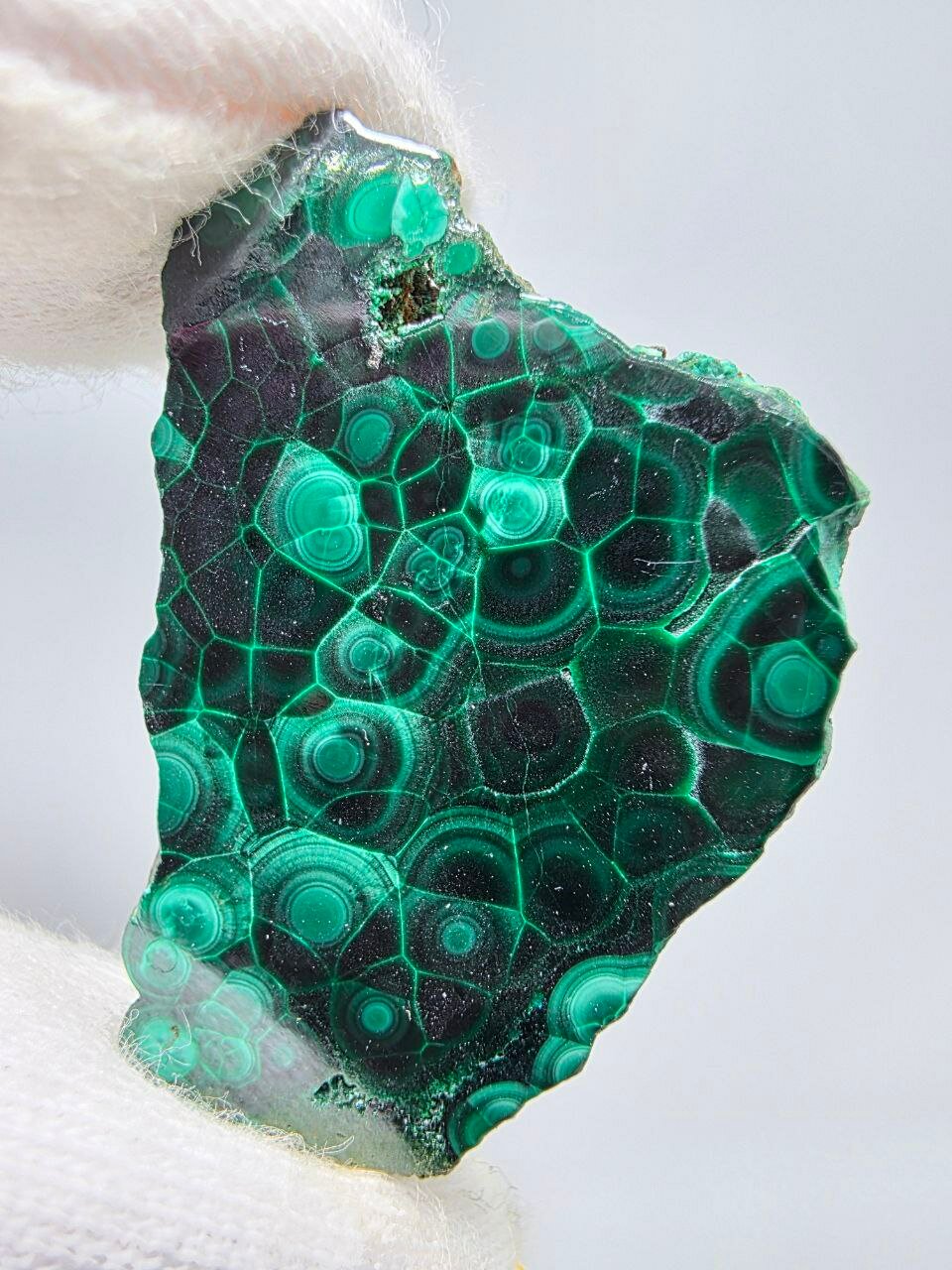 Малахит (полированный) 32 мм, 8 г.