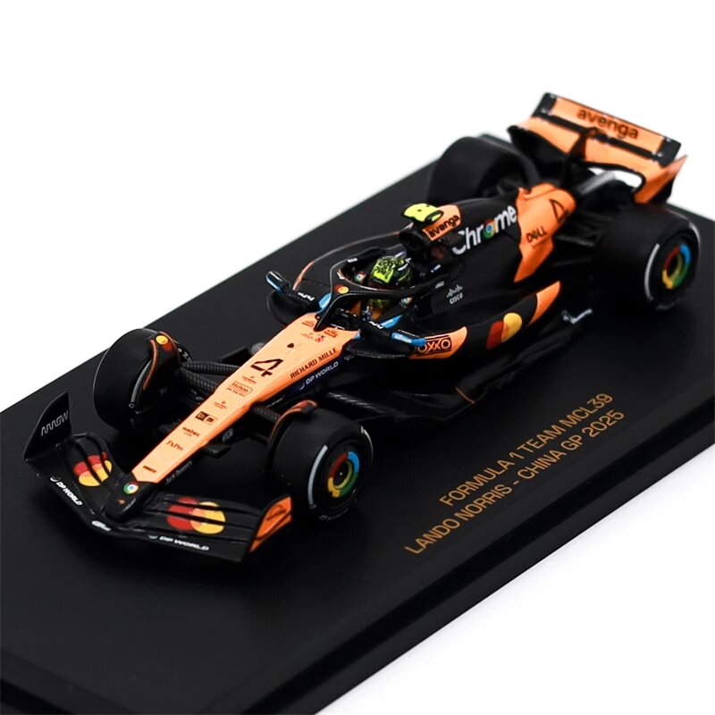 Модель автомобиля McLaren MCL39 Lando Norris China GP 2023, 1:43