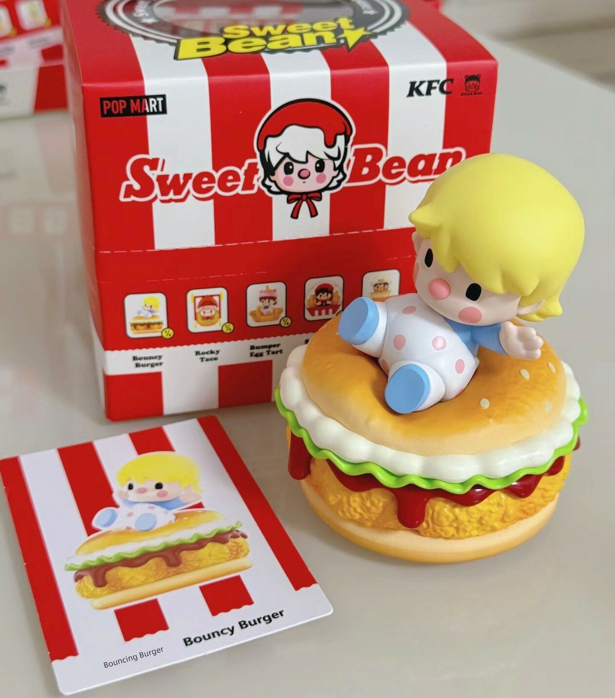 Фигурка KFC Burger, коллекционная игрушка из слепого бокса Sweet Bean 2024, лицензированный продукт