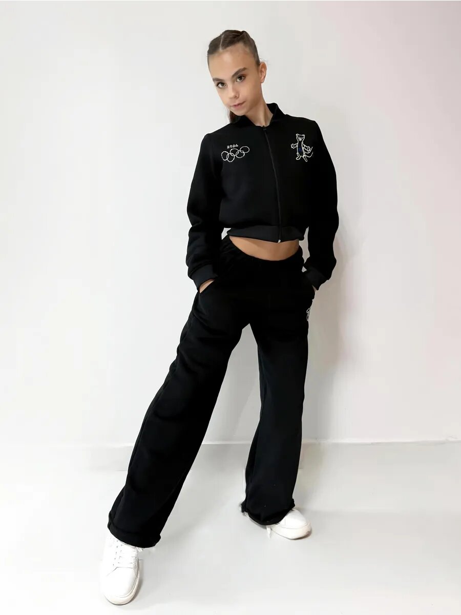 Костюм спортивный