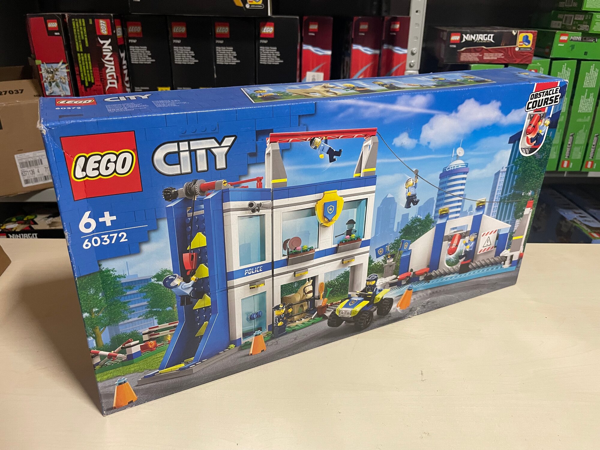 Конструктор LEGO City 60372 Police Training Academy, 823 дет.