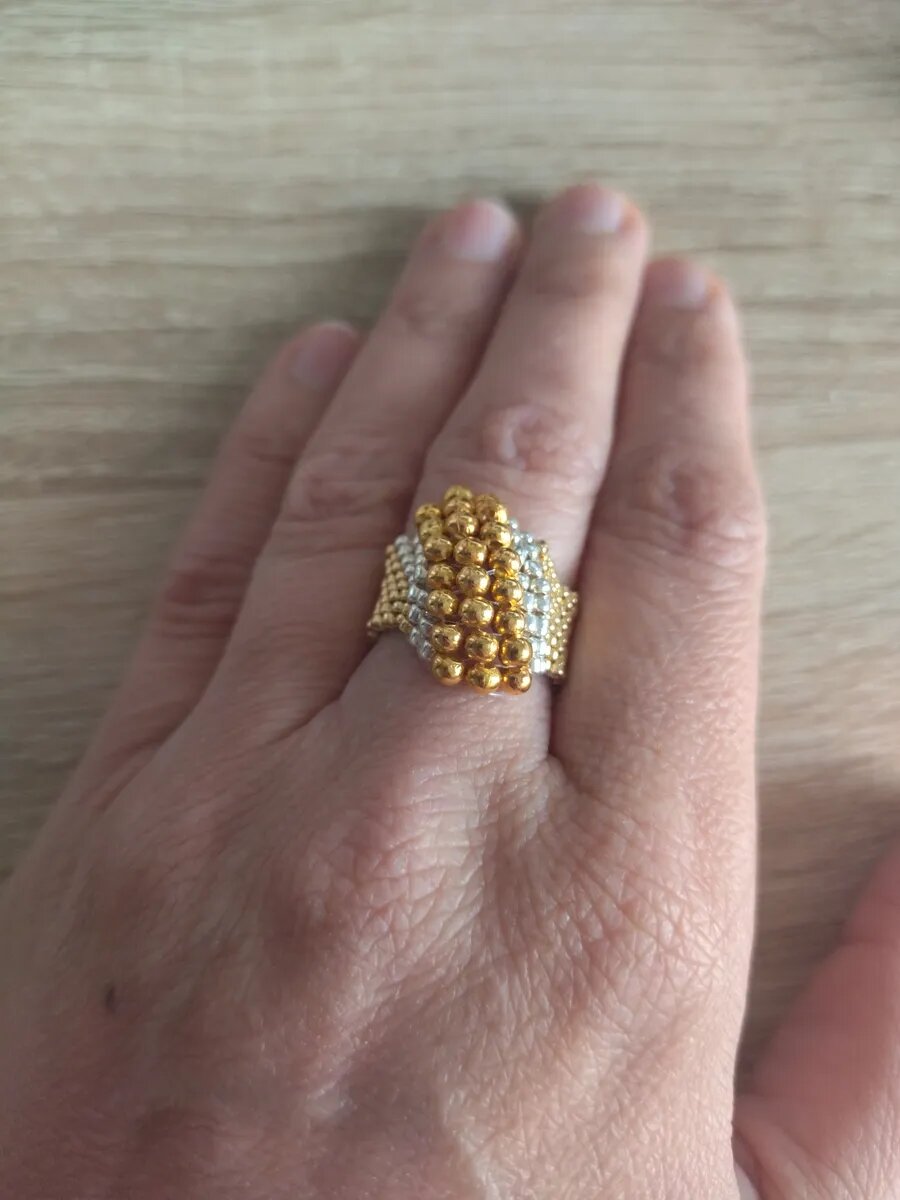 Кольцо, бисер