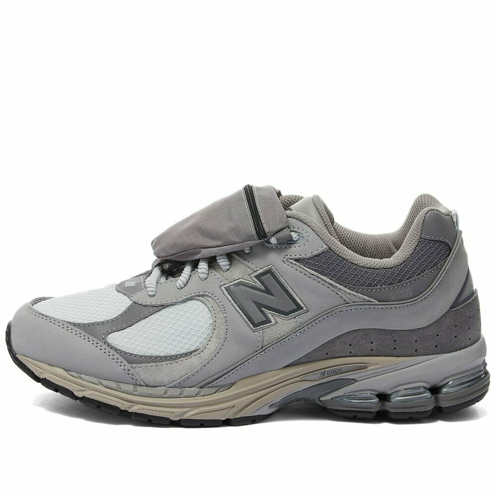 Кроссовки New Balance 2002R