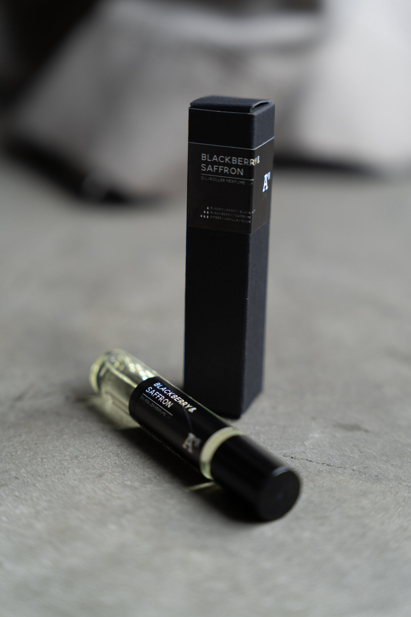 Масляные духи аромат "BLACKBERRY & SAFFRON", фруктовый, древесный, 10 мл