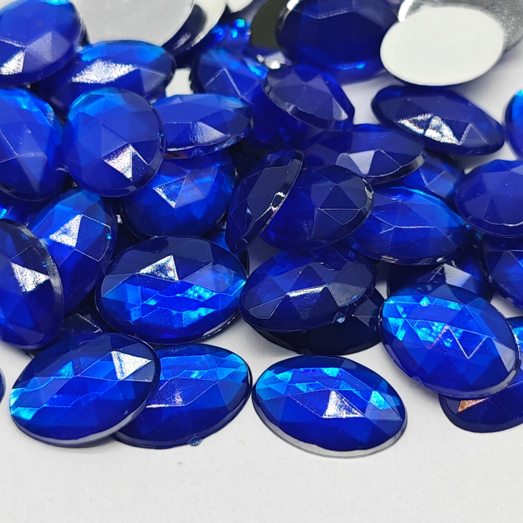 Синие акриловые стразы овальные Sapphire 8*10мм