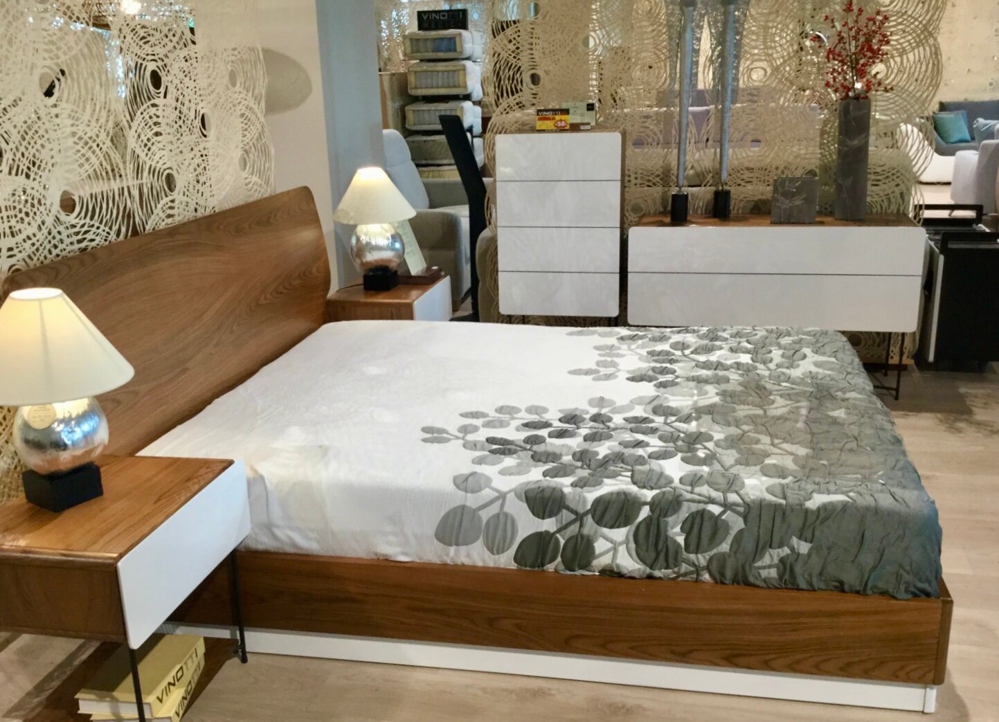 Кровать VINOTTI SH201A BIANCO, 160 см x 200 см, МДФ, ортопедическое основание, цвет бук — фото 1