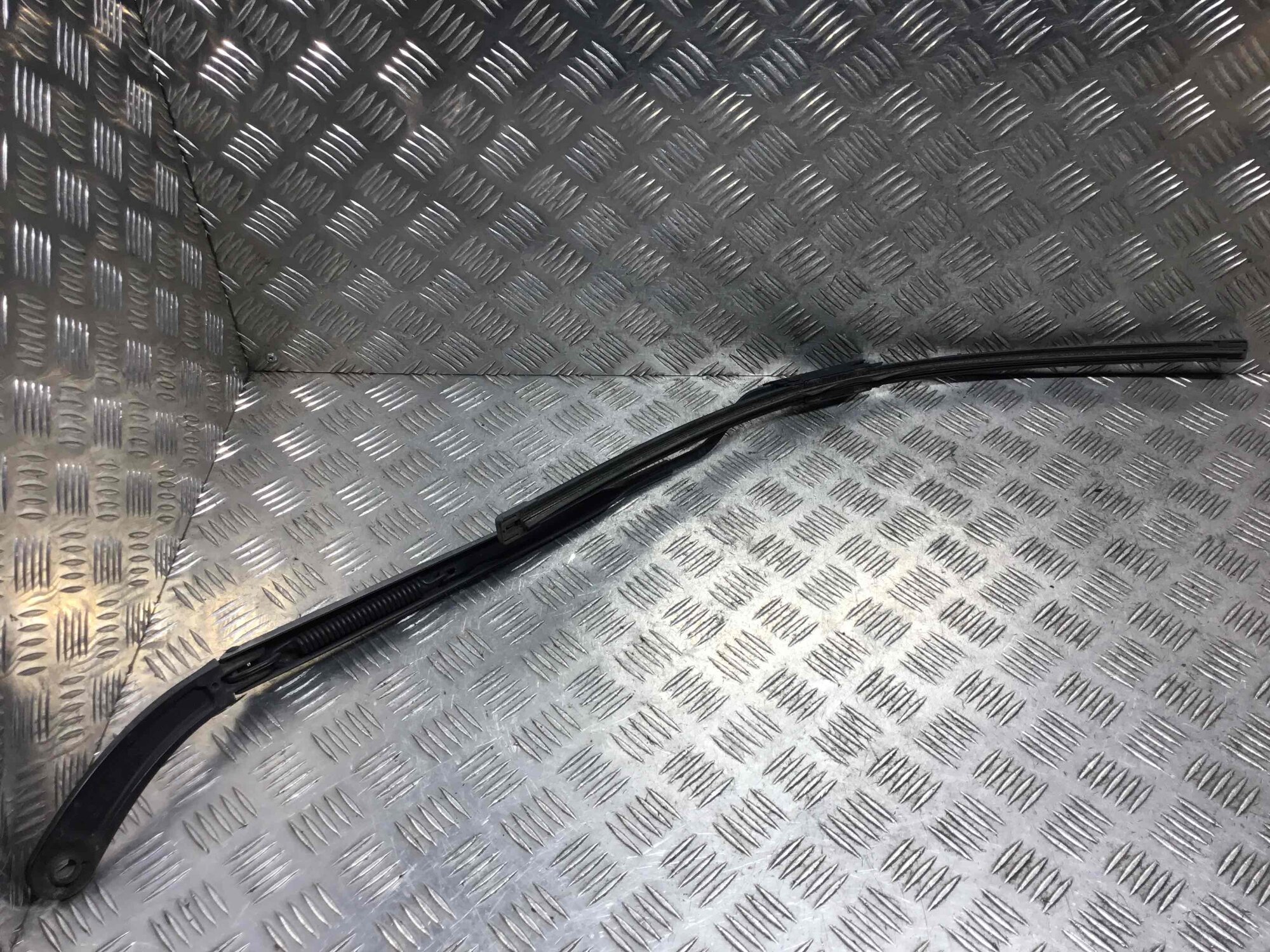 Б/У Щеткодержатель (поводок стеклоочистителя, дворник) Renault Scenic 2 поколение (2003-2006) 2005 г.