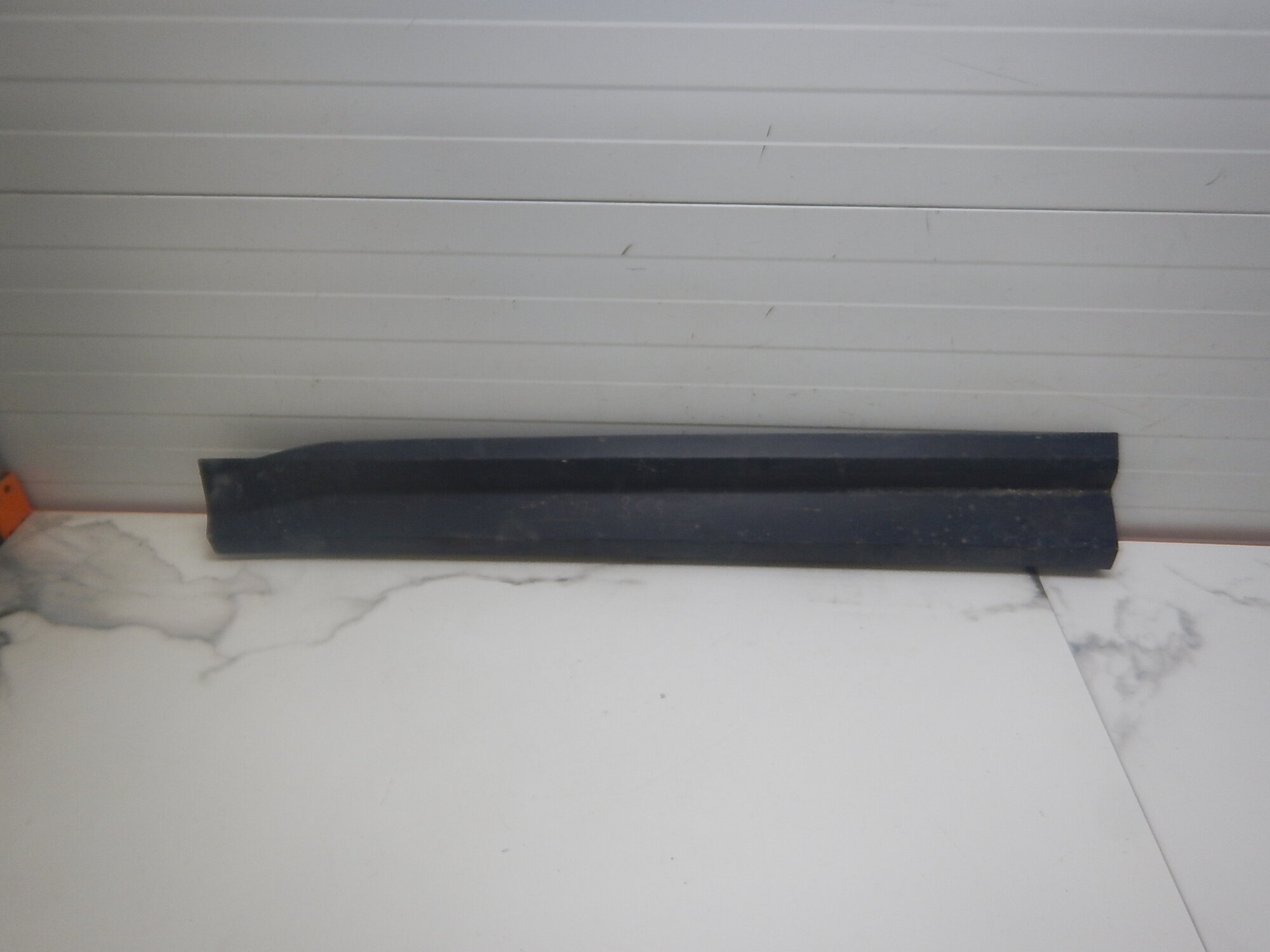 Б/У Молдинг двери передней левой, Geely (Джили)-COOLRAY (20-) GEELY COOLRAY (20-) Без видимых повреждений. 631735 GEELY ...