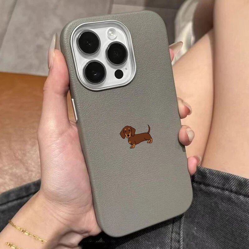 Коричневый чехол с таксой для iPhone 12 Gray