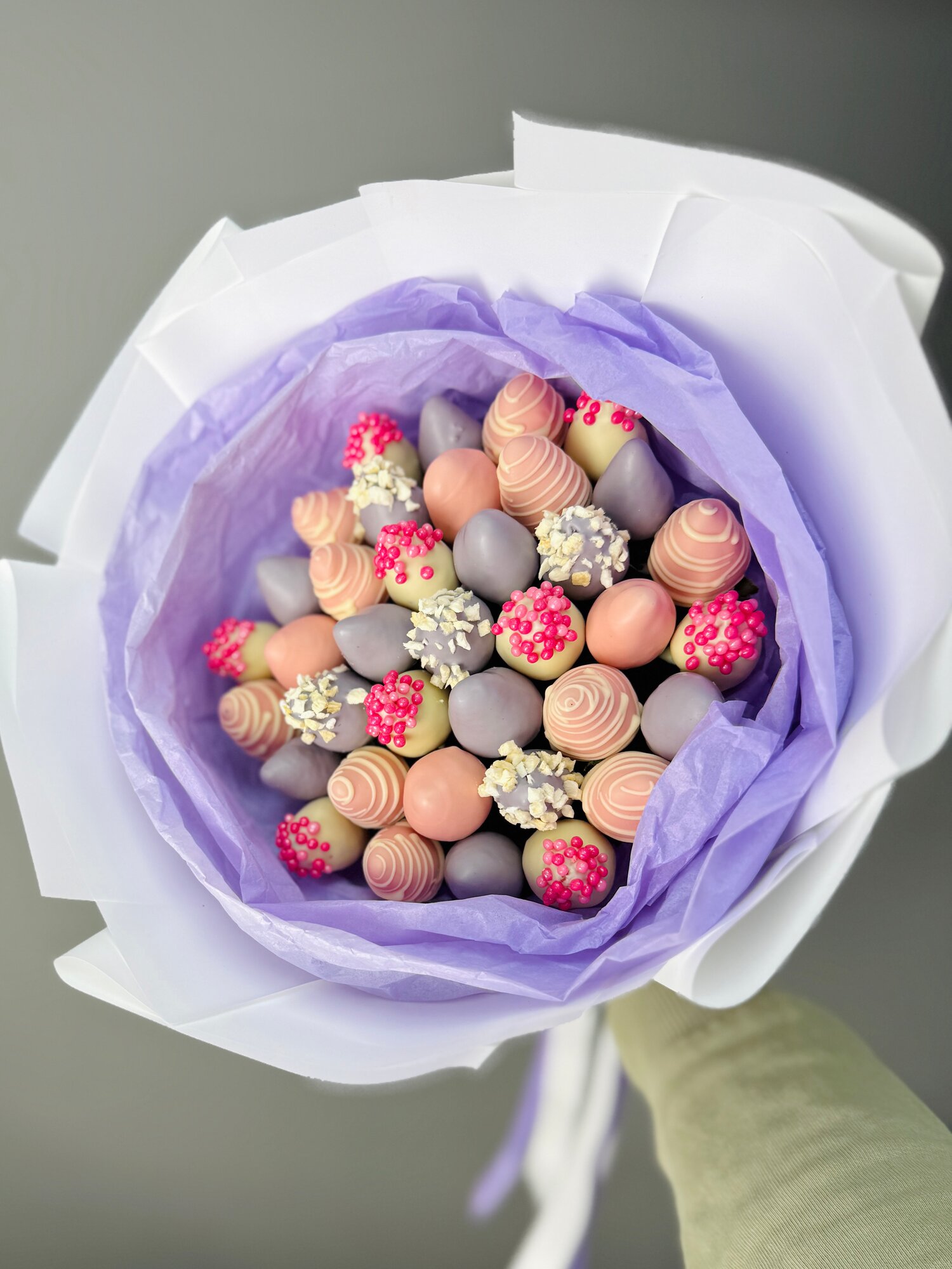 New! Букет «Нежнятина» из клубники в шоколаде , идеальный подарок для любимой девушки, 35-37 шт